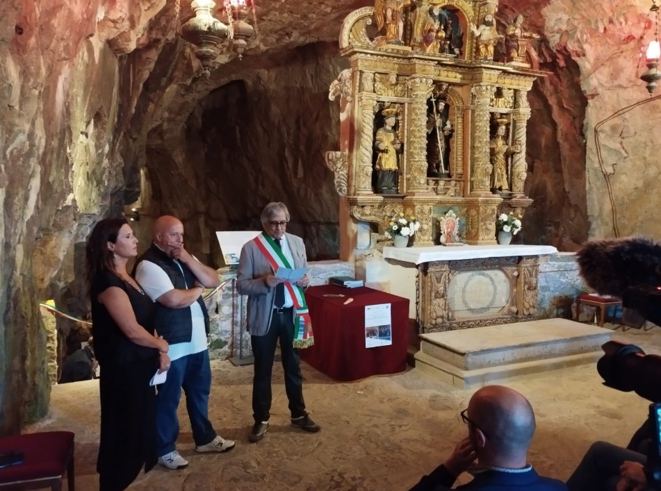 La Grotta d'Antro come non la si è mai vista | La Vita Cattolica